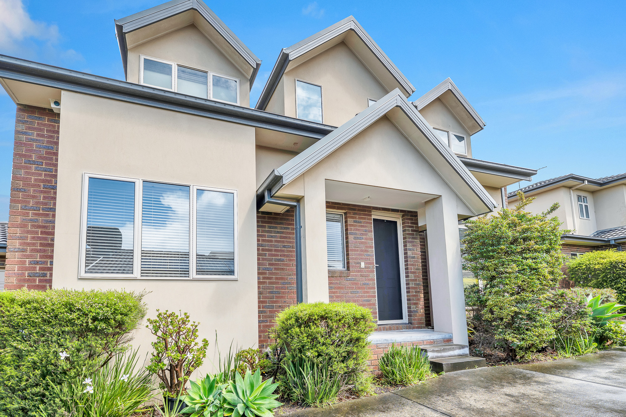2/44 Whitehorse Road, BLACKBURN VIC 3130 - Ham Kerr Property